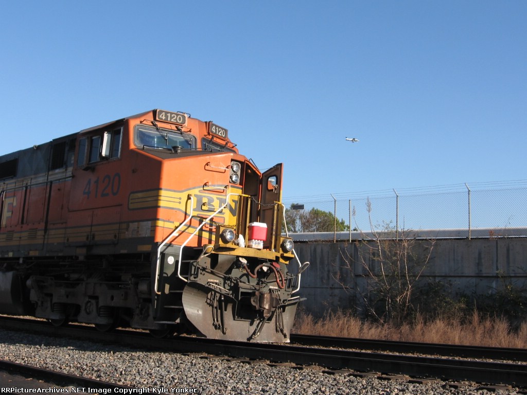 BNSF 4120